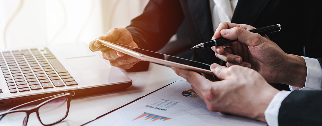 5 Benefits of Hybrid Infrastructures for Banks |Zscaler Blog